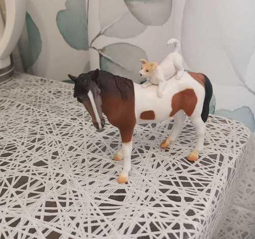 Фигурки collecta лошадь