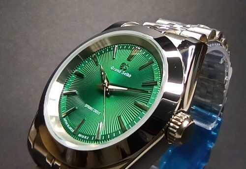 Механические часы Grand Seiko "Green Star"