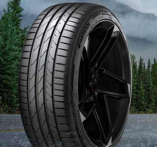 Hankook Ventus Evo 225/40 R19 и 255/35 R19 93Y