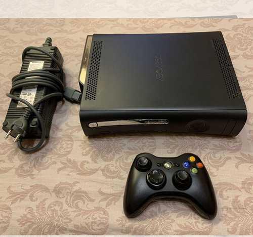 Xbox 360 320 гб freeboot   45 игр