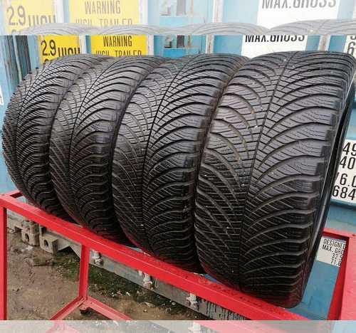 Goodyear Vector 4Seasons Gen-2 225/50 R17