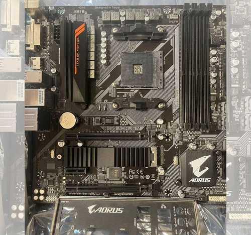 Gigabyte b450 aorus m (AM4)