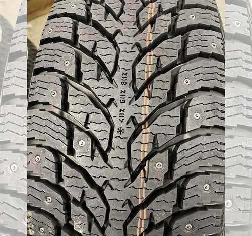 Ikon Tyres Autograph Ice LT3 265/70 R17 121Q