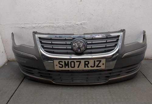 Решетка радиатора Volkswagen Touran, 2007