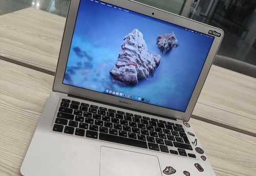 Apple MacBook Air 13-inch i5