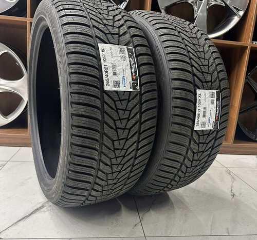 Hankook Winter I'Cept Evo 3 X W330A 255/40 R21 и 265/40 R21 102V