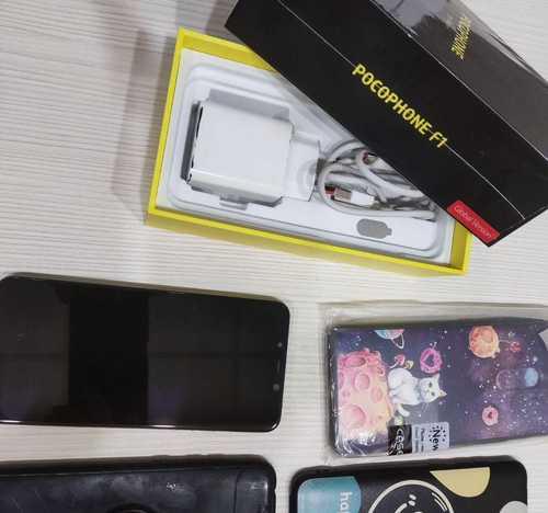 Xiaomi Pocophone F1, 6/64 ГБ