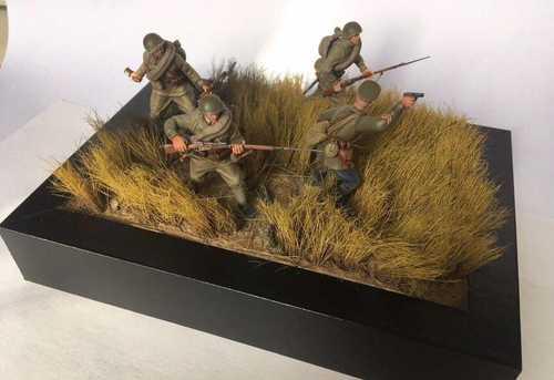 Диорама 1/35 «Советская пехота в атаке»