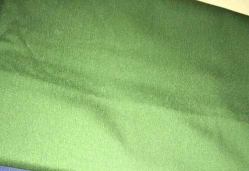 Ткань плащевая зеленая мягкая