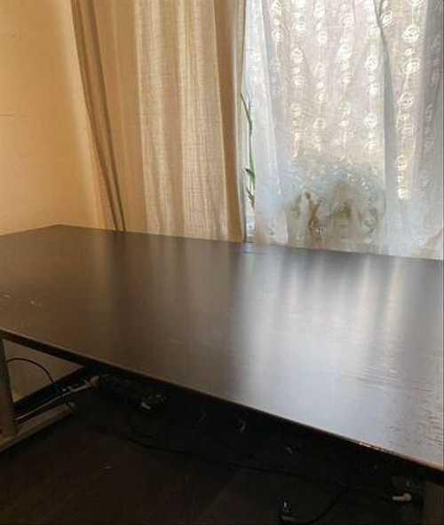 Письменный стол IKEA темно-коричневый