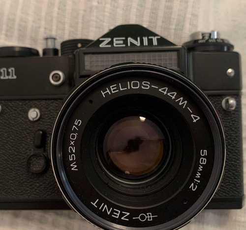 Пленочный фотоаппарат zenit 11 объектив helios-44m