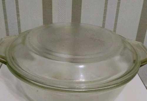 Кастрюля-емкость из стекла для газовой плиты
