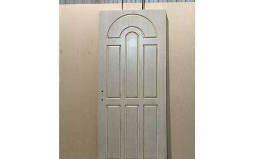Деревянная входная дверь в дом/квартиру. М42