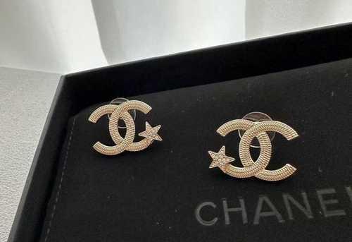 Серьги Chanel, CC