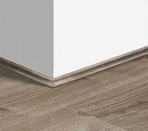 Плинтус Скоция Quick Step Vinyl 17x17х2400/ 40136