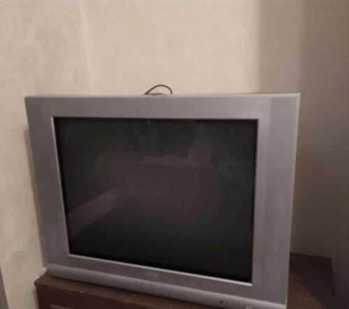 Телевизор бу akai с пультом
