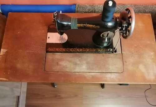 Швейная машинка подольская ножная