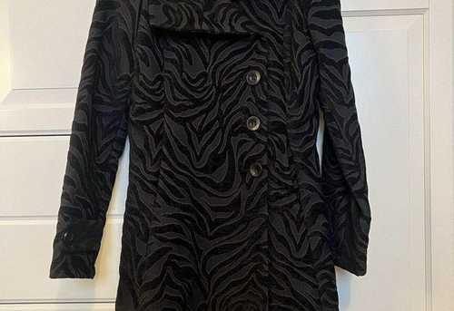 Пальто женское Desigual 44 размер