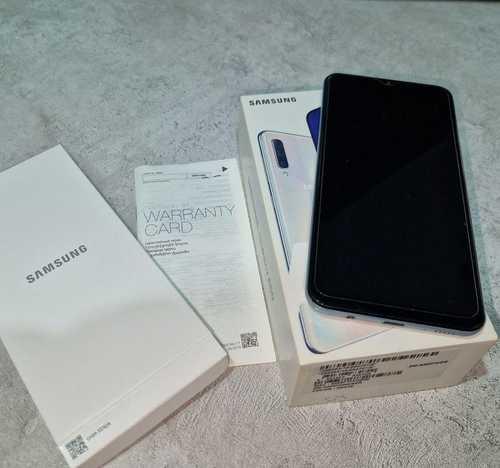 Samsung Galaxy A50, 6/64 ГБ