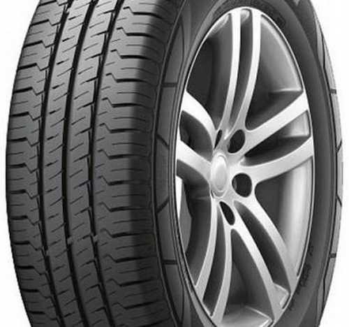 Hankook Radial RA18 215/65 R17 104T