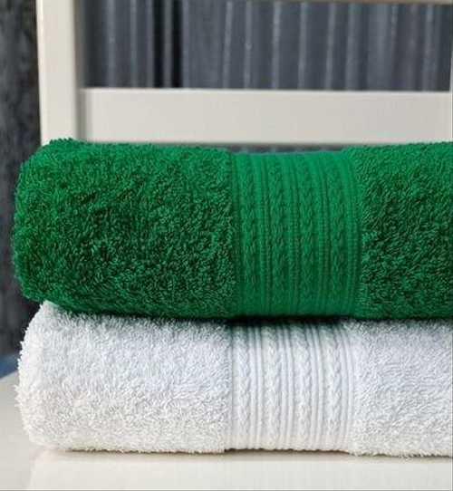 Набор махровых полотенец белое темно-зелен 70*140