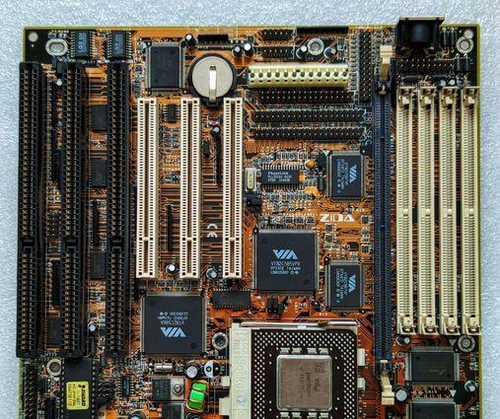 Материнская плата Socket 7, Intel Pentium 200 MMX