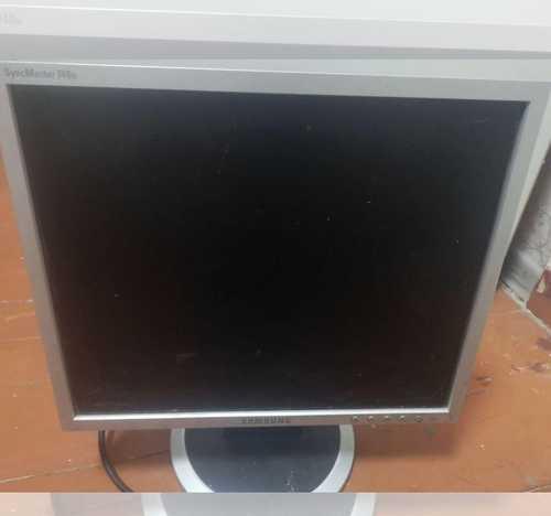 Монитор samsung syncmaster 740n