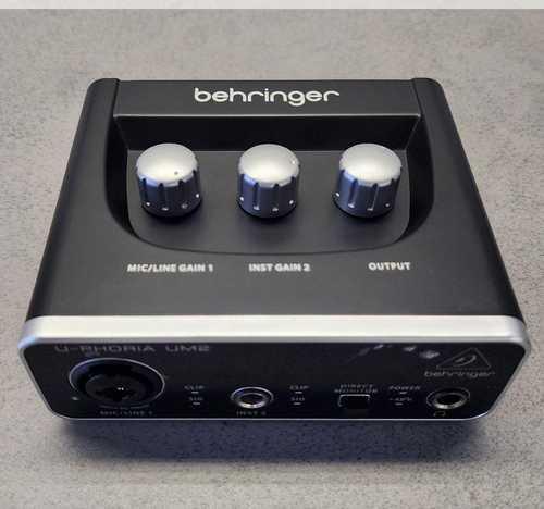 Звуковая карта behringer u phoria um2