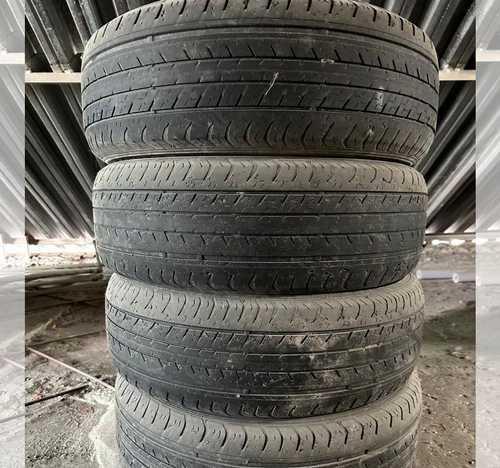 Dunlop Grandtrek AT1 225/60 R18 100R