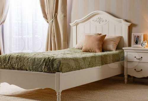 Кровать деревянная Эмаль