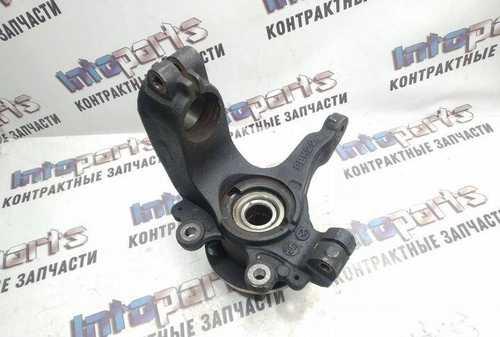 Поворотный кулак передний правый Mazda 3 BK 2007