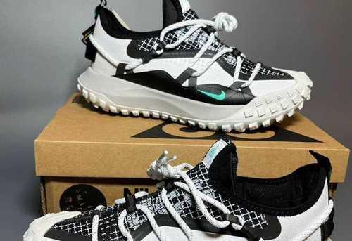 Nike ACG Mountain Fly Low