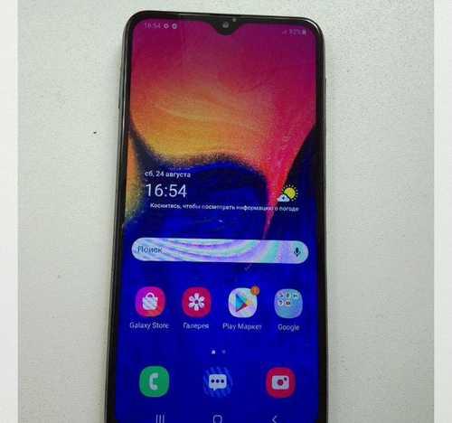 Samsung Galaxy A10, 2/32 ГБ