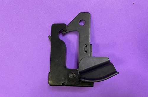 Крючок замка капота Mercedes W212 W204 GLK W166