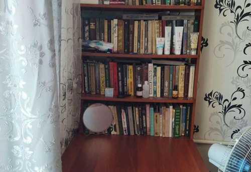 Книжный шкаф со столом