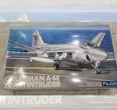 Модель самолета 1/72 A6E Intruder (Fujimi 35112)