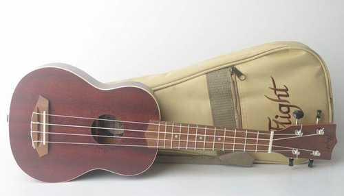 Укулеле сопрано Flight NUS380 coral