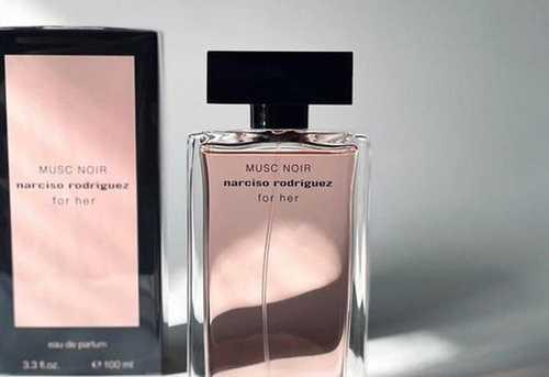 Narciso rodriguez FOR HER musc noir парфюмерная