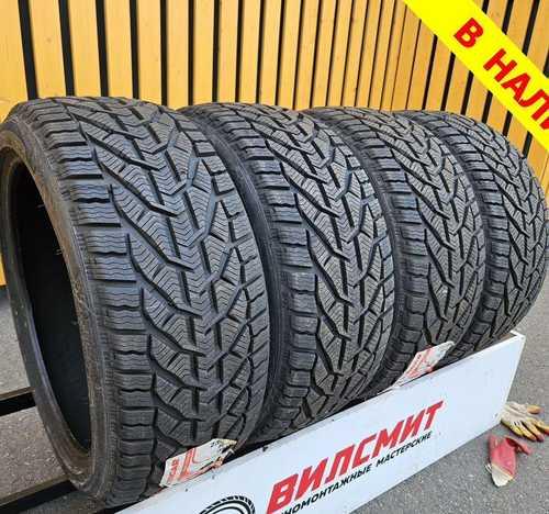 Tigar Winter 235/40 R18 95V