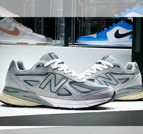 New Balance 990 V4 Grey