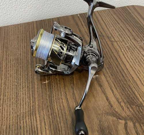 Катушка Nautilus arta 2500s
