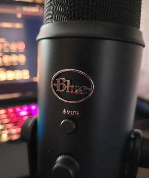 Микрофон Blue Yeti (Black)