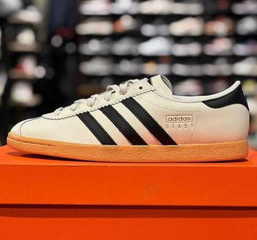 Кроссовки Оригинал Adidas Stadt (42.5)