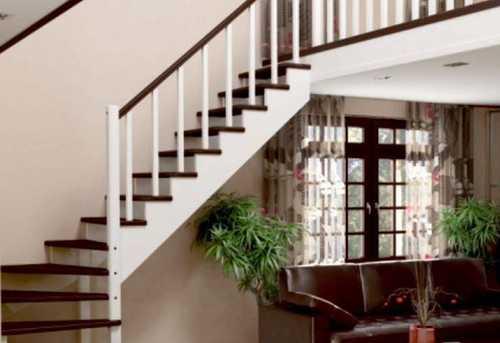 Удобные деревянные лестницы в дом