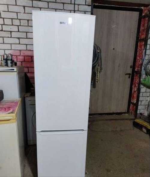 Холодильник Беко узкий/Есть стиральные машины