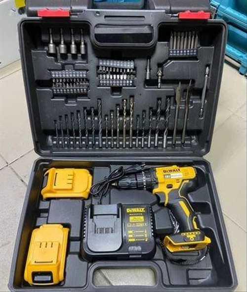 Шуруповерт Dewalt Большой набор
