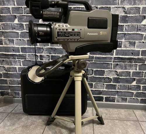 Видеокамера Panasonic AG-456 Up