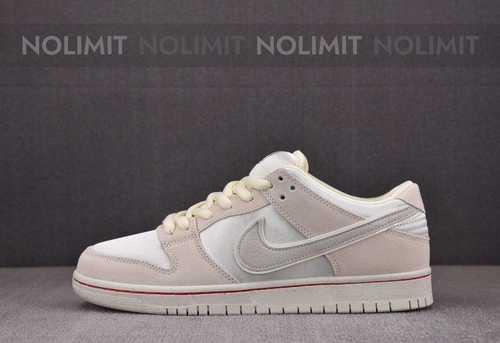 Nike Dunk SB Low City of Love / 36 - 47.5