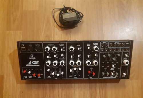 Синтезатор behringer cat