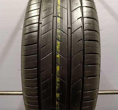 Kumho Ecsta HS52 205/55 R16 91W